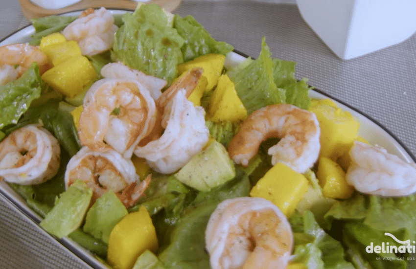 Ensalada de camarón con mango | Delination