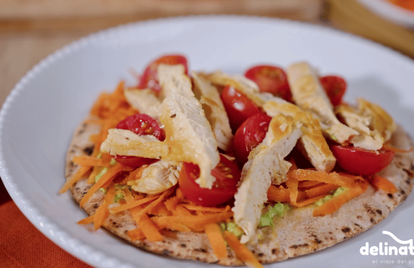 Tostada saludable de pollo | Delination